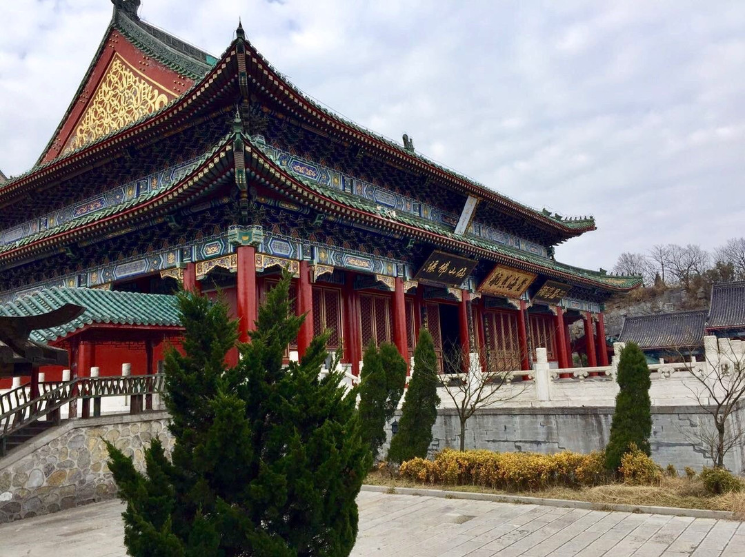 Some Travel Tips About Zhangjiajie Puguang Temple-China Travel Routes
